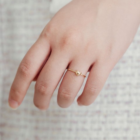 9k Gold - Lady Heart Ring